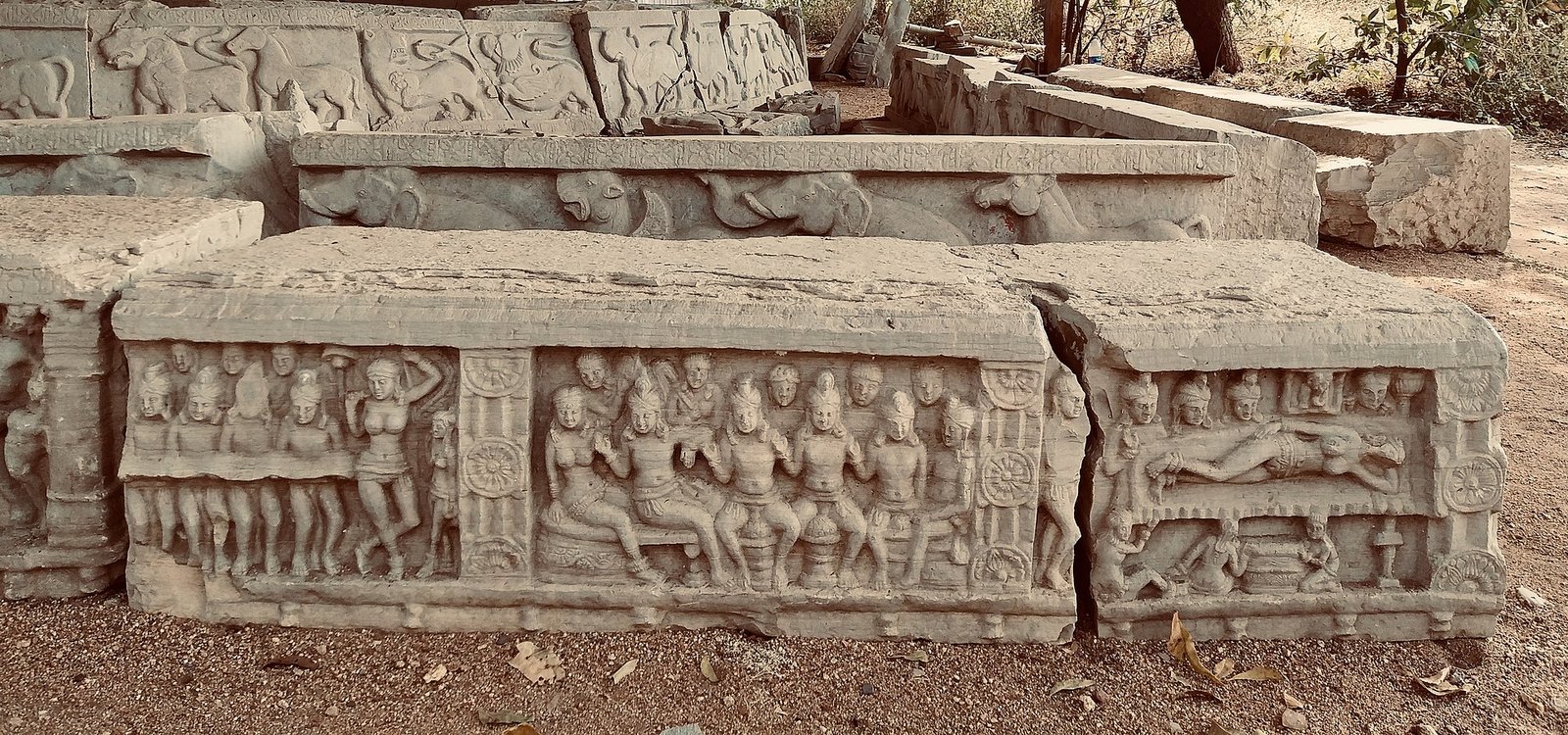 5. archaeological Sources of Ancient Indian History:- PoornaGyan